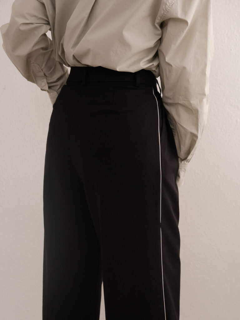 Contrast Piping Pants in Black – Bumi Studio